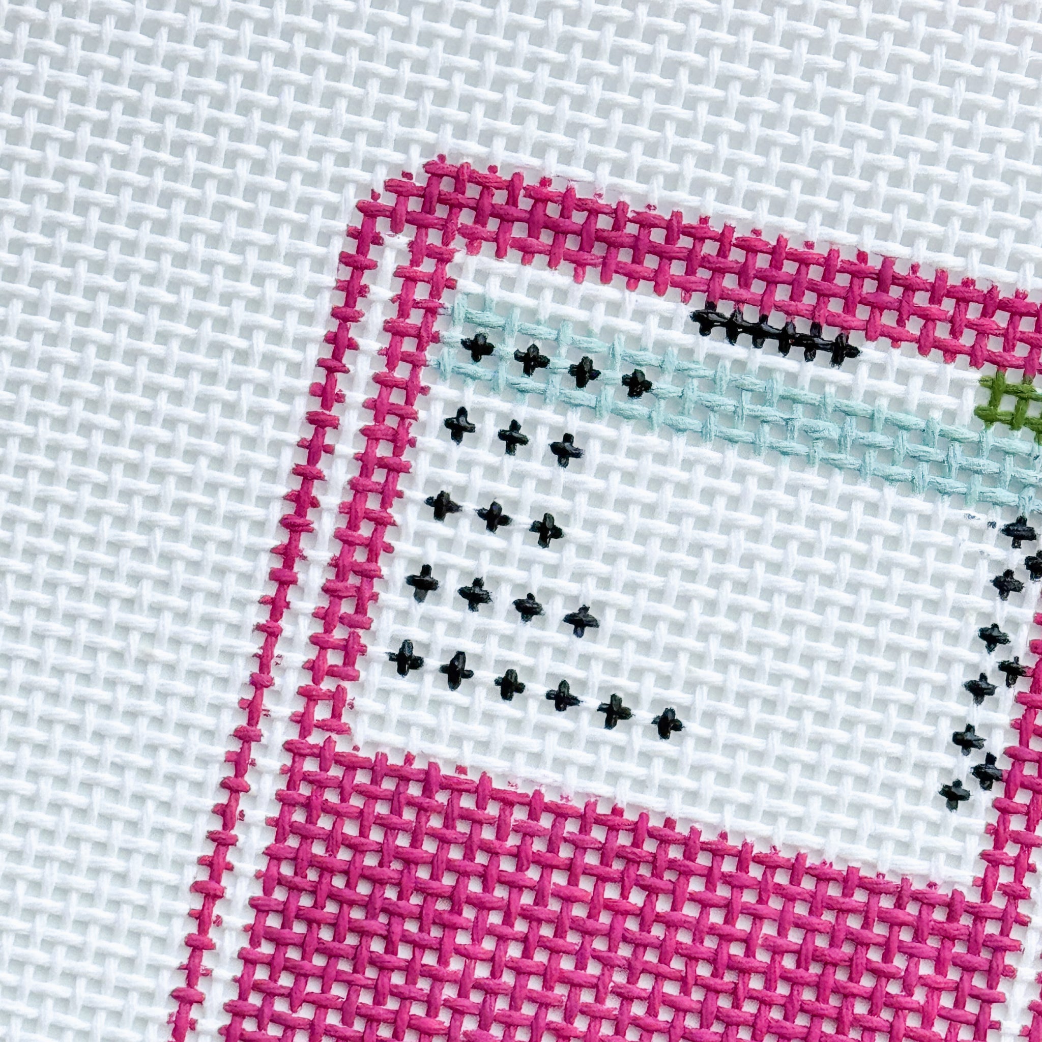 Y2K mp3 Player Needlepoint Canvas 13 Mesh, 5”x2.5” Design Hand Painted ...